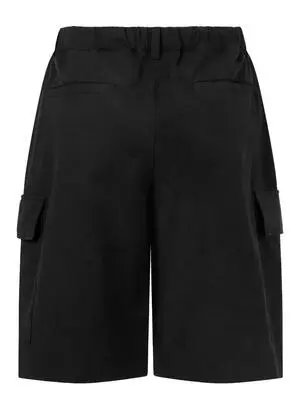STUDIO TOMBOY Pleated Bermuda Shorts - Black