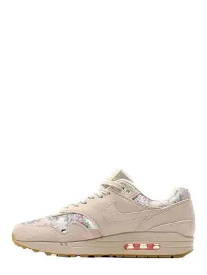 Nike Nike Air Max 1 "Floral Camo" Sneakers Pinkred
