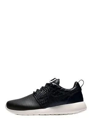 Nike Roshe One Lx " Ivory" Sneakers - Black