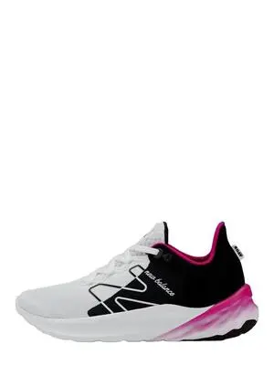 NEW BALANCE Fresh Foam Roav V2 Low Top Sneakers - White/black