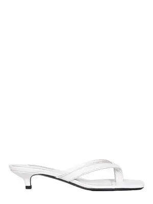 TOTEME Off-white Croco-embossed Leather Heeled Flip-flop Sandals - Multicolor