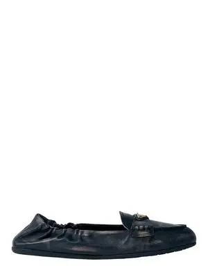 Prada Logo Plaque Loafers - Black