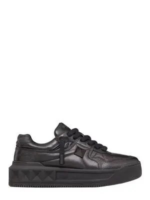 Valentino Garavani Nappa Leather Roman Stud Trainers - Black