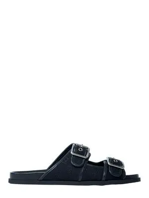 Gucci Gg Motif Slide Sandals With Buckle Fastening - Black