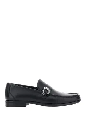 FERRAGAMO Caspian Leather Loafers With Gancini Plaque - Black