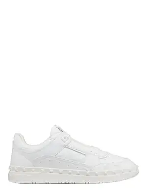 Valentino Garavani Rockstud Leather Sneakers - Multicolor