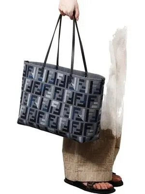 Fendi Jacquard Ff Fabric Tote Bag - Multicolor