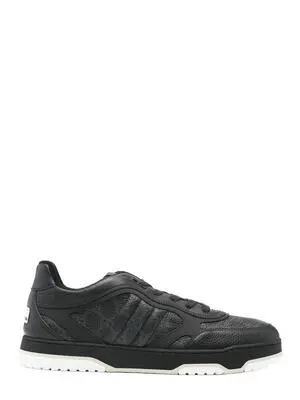 Gucci Leather Low-top Sneakers With Embossed Logo - Black