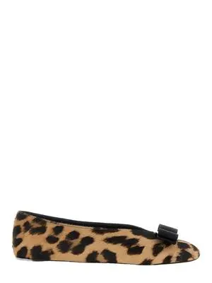 FERRAGAMO FERRAGAMO Vanna Leopard Print Pony Hair Ballet Flats Multicolor