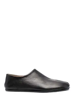 MAISON MARGIELA Tabi Toe Loafers - Black
