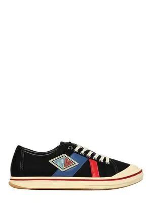 Bottega Veneta Low Top Sneakers With Graphic Detailing - Black