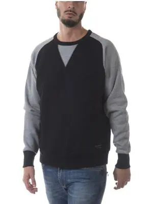 Burberry Logo Detailed Pullover Sweater - Black