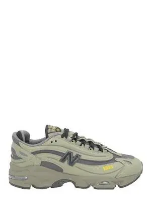 NEW BALANCE Two Tone Lace Up Sneakers - Green