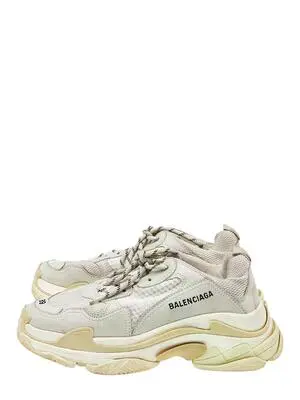 Balenciaga Triple S Low-top Sneakers - Neutrals