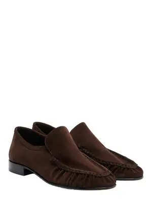 THE ROW Soft Ruched Suede Loafers - Brown