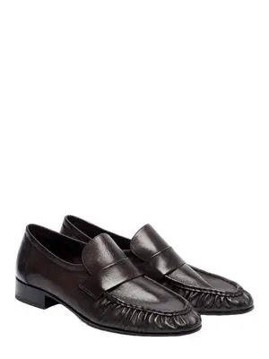 THE ROW Soft Ruched Leather Loafers - Brown