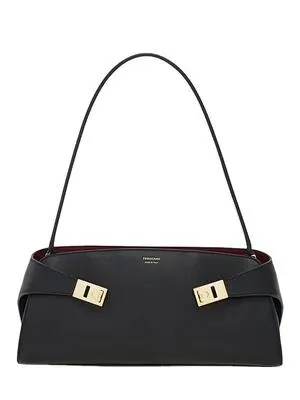 FERRAGAMO Hug East West Leather Shoulder Bag - Nero