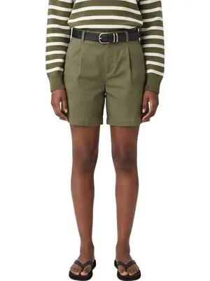 Closed Tailored Shorts With Belted Waist - Green