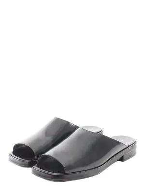 THE ROW Square-toe Leather Slip-on Sandals - Black