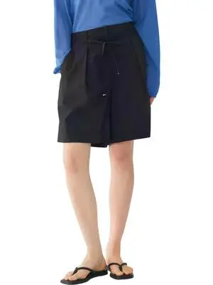 STUDIO TOMBOY Tailored Belted Knee-length Shorts - Black