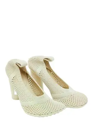 BOTTEGA VENETA Bottega Veneta Beige Knit Open-Knit Panels Block Heel Pumps