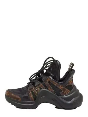 LOUIS VUITTON Archlight Monogram Sneakers - Black