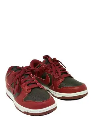 Nike Dunk Low-top Sneakers - Red