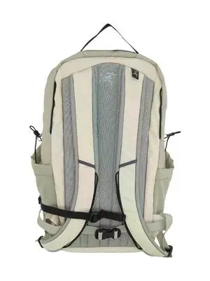 Arc'teryx Mantis 26 Backpack - Neutrals