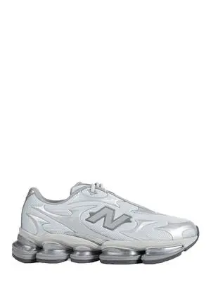 NEW BALANCE 2000 Metallic Mesh Sneakers - Grey