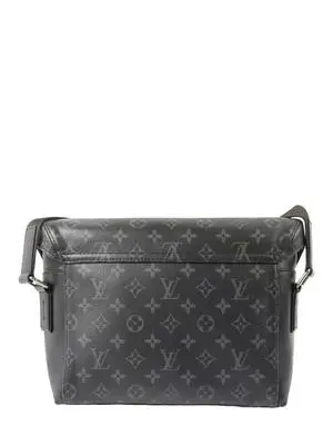 LOUIS VUITTON Voyager Messenger Bag - Black