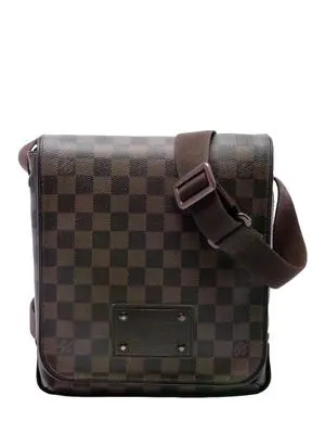 LOUIS VUITTON Damier Ebene Brooklyn Pm Crossbody Bag - Brown