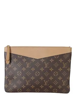 LOUIS VUITTON Louis Vuitton Monogram Canvas Daily Pouch Brown