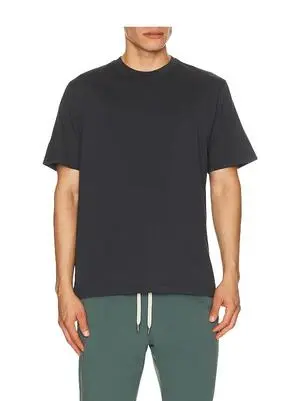 Vuori Heavyweight Relaxed Tee In Blue - Navy