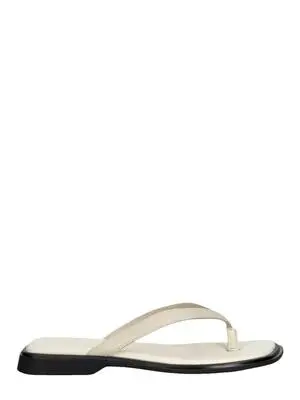 VAGABOND SHOEMAKERS Izzy Thong-strap Leather Sandals - White
