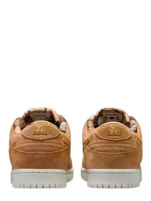 Nike Dunk Low Pro Sneakers - Brown