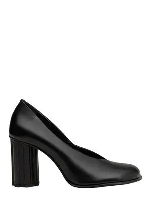 AMI Paris Anatomical Toe Piano Pumps - Black