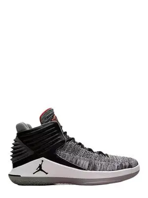 JORDAN Air Xxxii Sneakers - Grey