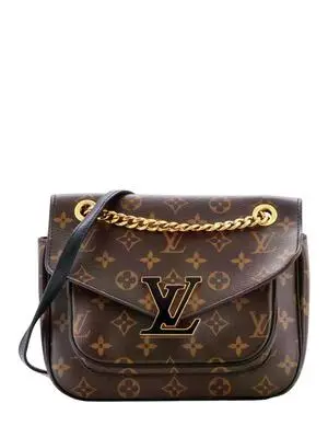 LOUIS VUITTON Passy Monogram Canvas Crossbody Bag - Brown