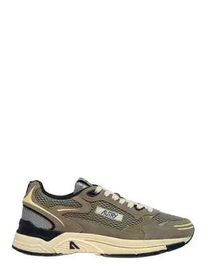 AUTRY Hyperway Paneled Sneakers - Neutrals