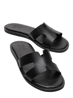 FOREVER & ALWAYS SHOES Biora Leather Slide Sandals - Black