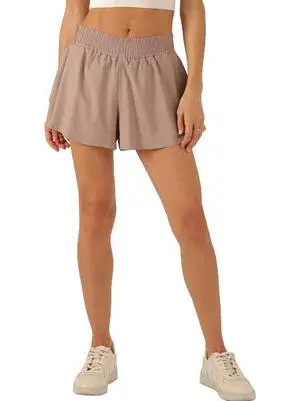 GLYDER GLYDER Breeze Fit Short Latte