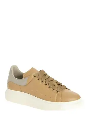 Alexander McQueen Oversized Leather Sneakers With Leopard-embossed Sole - Rope