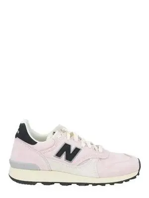 NEW BALANCE Low-top Sneakers - Pink