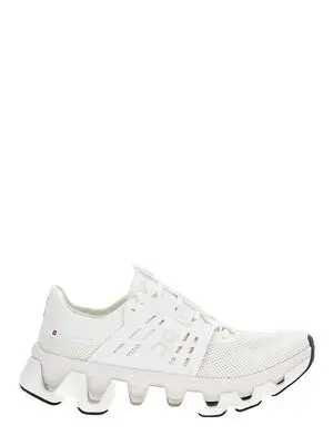 On Cloudswift Amp Sneakers - Bianco