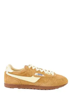 AUTRY Windspin Suede Low Top Sneakers - Beige