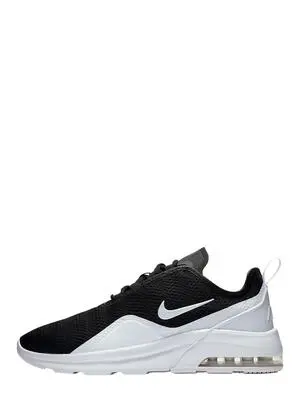 Nike Max Motion 2 Low Top Sneakers - Black