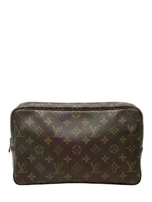 LOUIS VUITTON Louis Vuitton Monogram Trouseau Toilette 28 Clutch Bag Brown