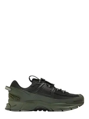 Nike Nike Zoom Vomero Roam Lace-Up Sneakers Black