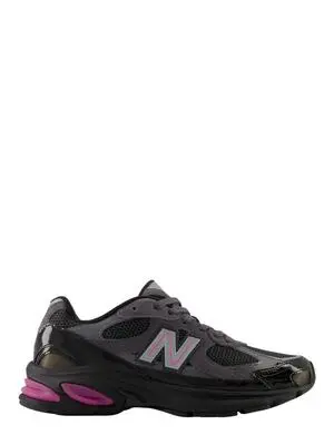 NEW BALANCE 2010 Paneled Sneakers - Black