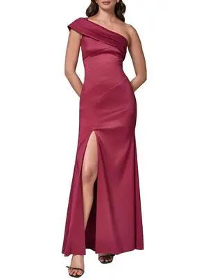 DONNA KARAN NEW YORK Donna Karan New York Seamed One-Shoulder Gown With Slit
